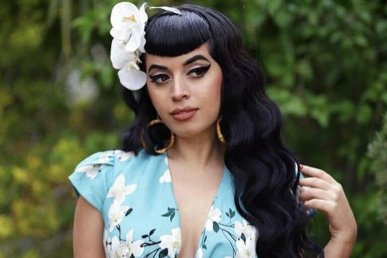 Shop In Person - Pretty Parlor